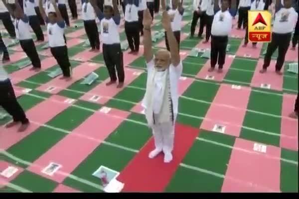 Jan Man: PM Narendra Modi, CM Yogi to perform 'aasan' at mega event on ...