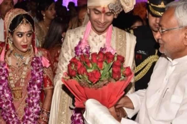 Nitish Kumar gives blessings to Tej Pratap Yadav and his wife Aishwarya Rai