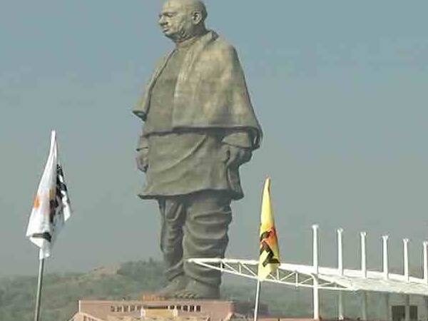 How is Statue of Unity built?