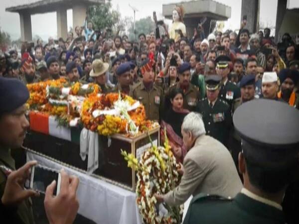 Nation pays last tribute to Naushera martyr Major Chitresh Bisht