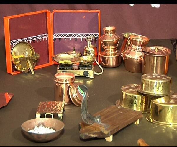 Bhatukali Exhibition | सोनेरी ठेवा जपण्याचा प्रयत्न, भातुकलीचं अनोखं ...