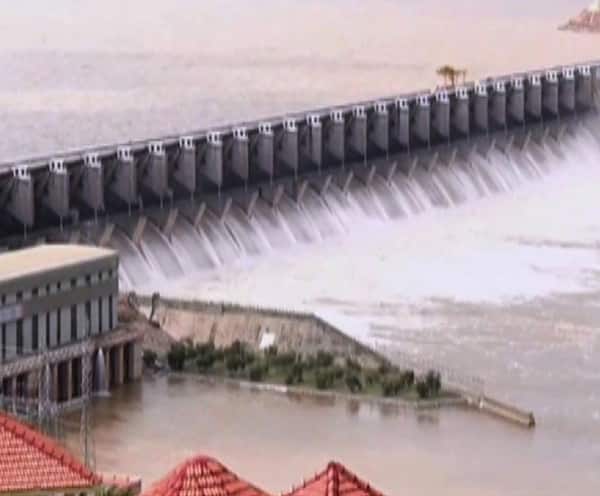 Karnataka Increases Water Discharge From Almatti Dam | Almatti Dam ...