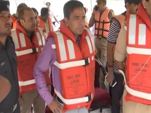 This is how Varanasi DM Surendra Singh became an inspiration for many ...